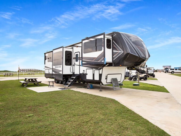 RV Resort & RV Park Rates Freeport, TX | Blue Water RV Resort